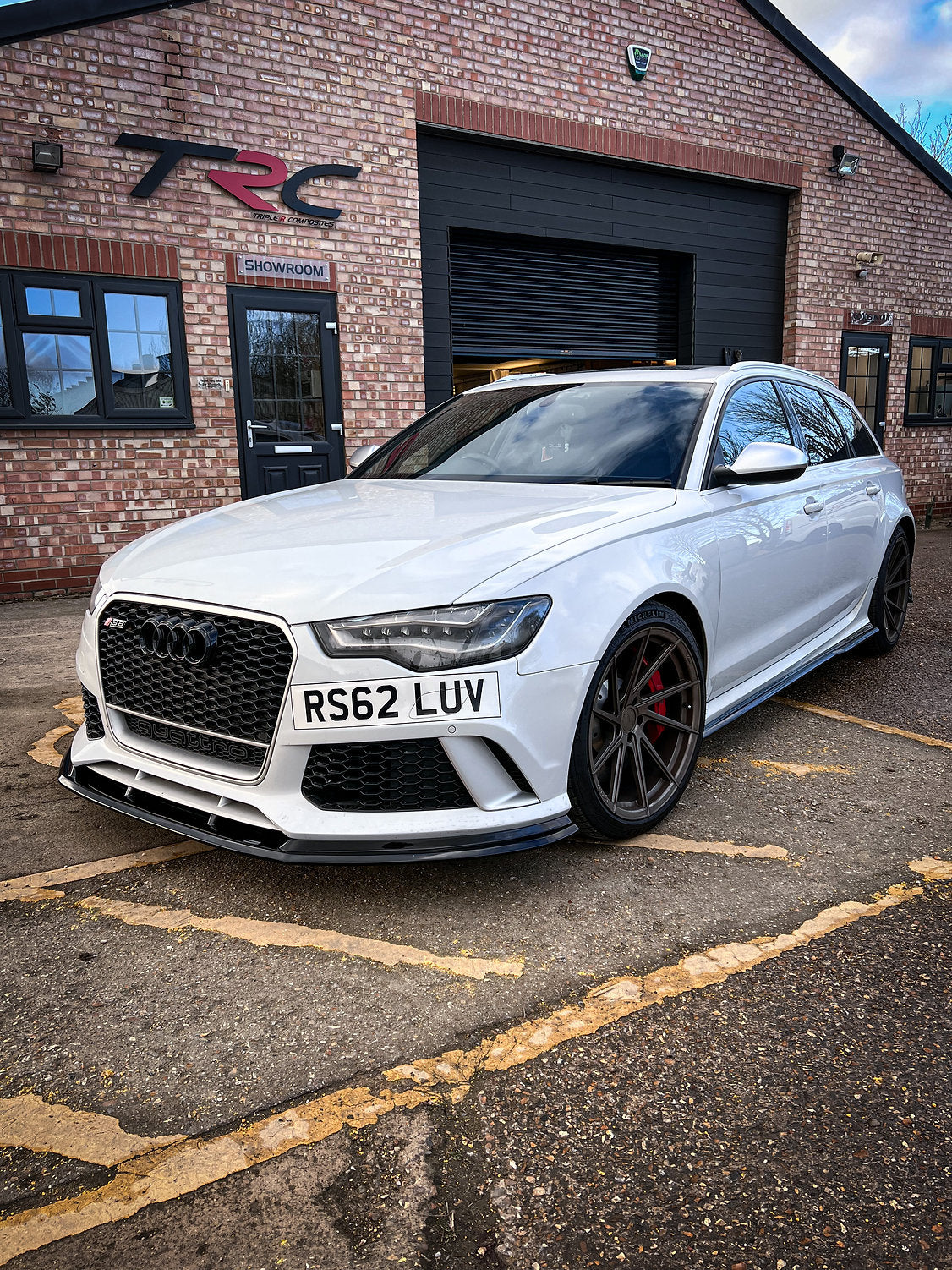 Audi RS6 C7 Saloon - Front Splitter – TMC Motorsport